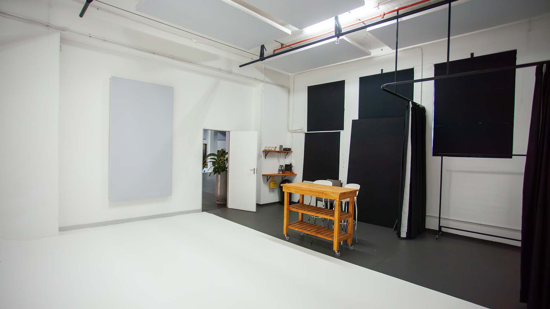 Photo / Video Studio - Suite Spot Studios